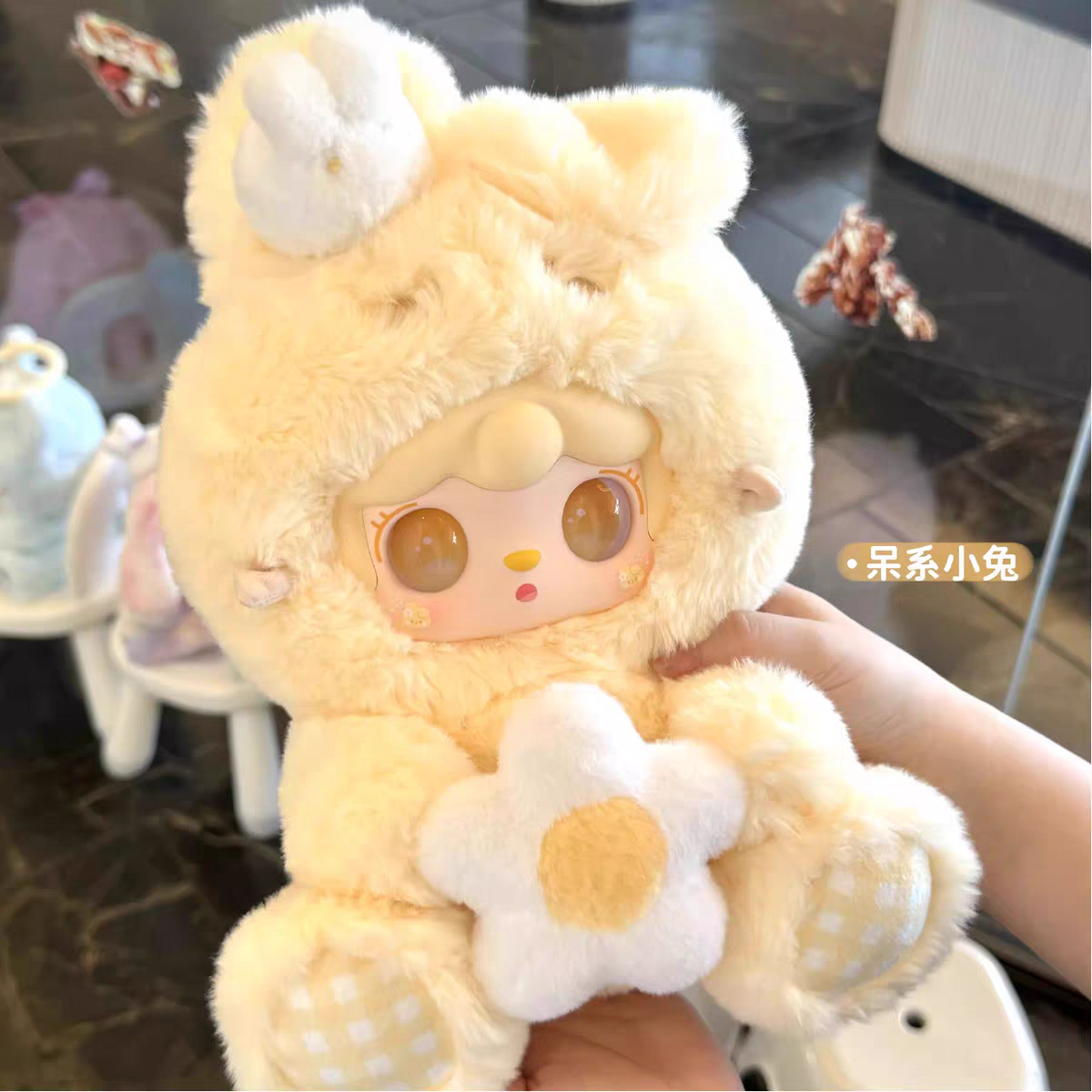 Yooki 400% V3 Versatile Idol Series Plush Toy, Blind Box